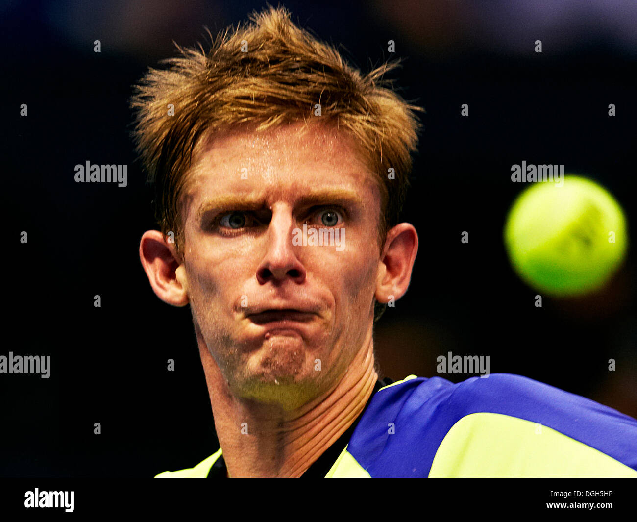 Kevin anderson tennis action hi-res stock photography and images - Alamy