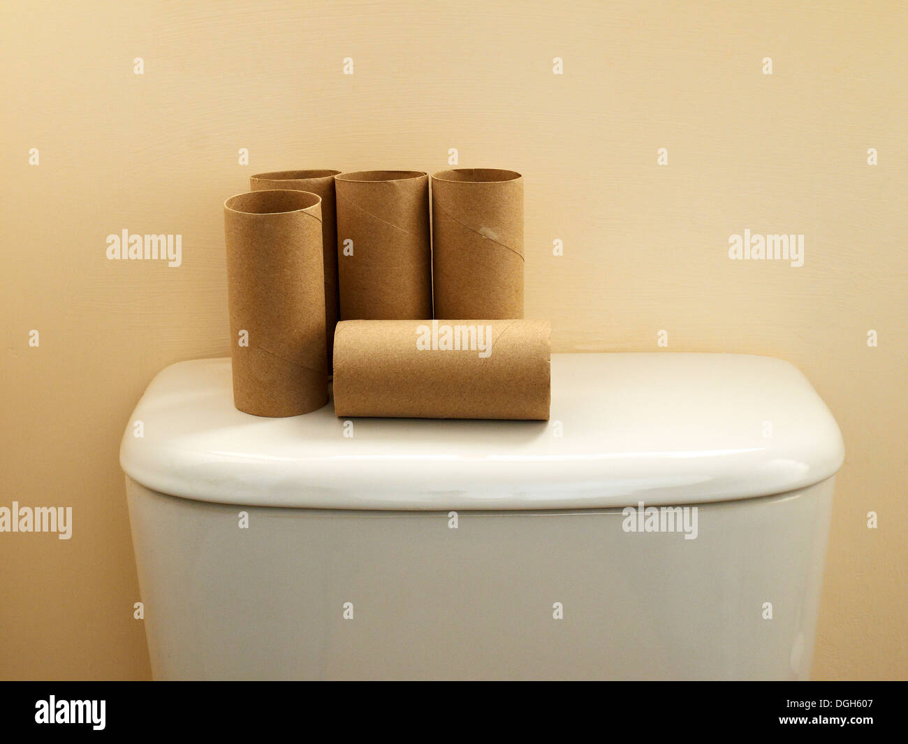 Cistern toilet hi-res stock photography and images - Alamy
