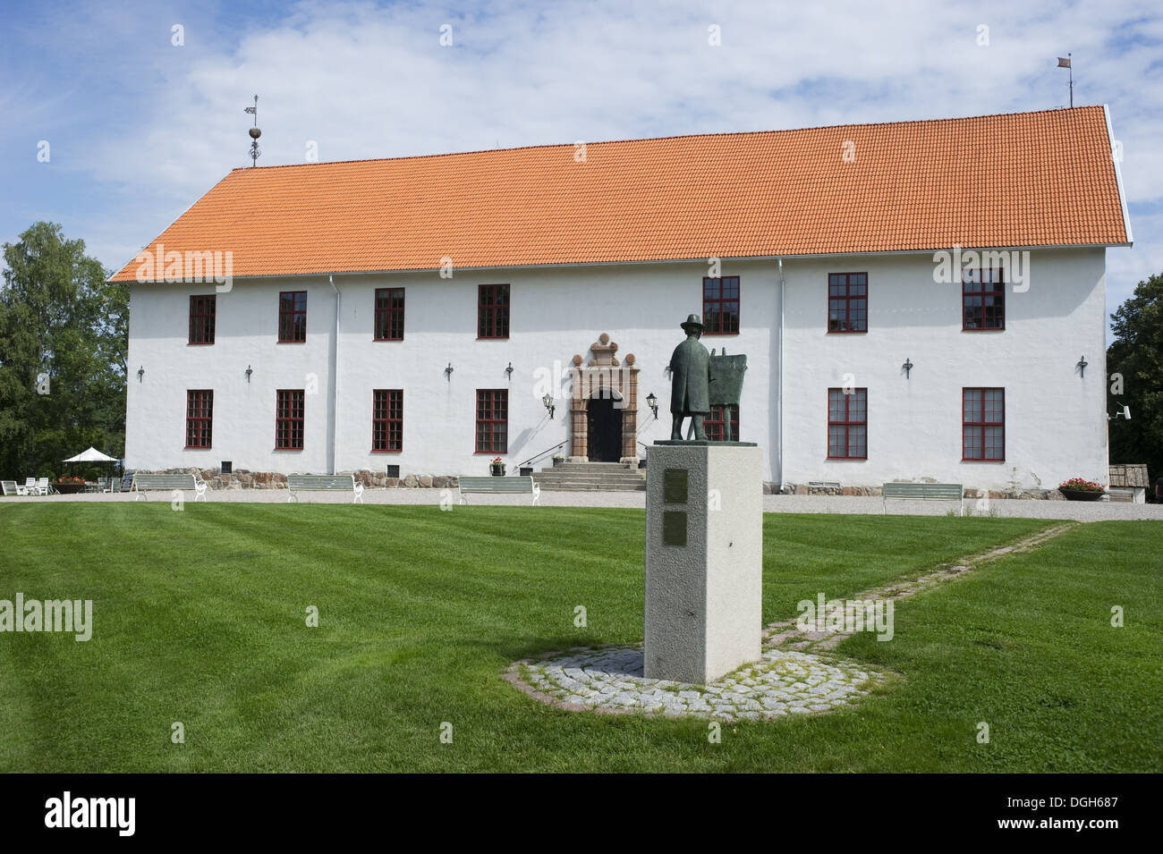 View of 17th century castle, Sundbyholm Castle, Sodermanland, Sweden ...