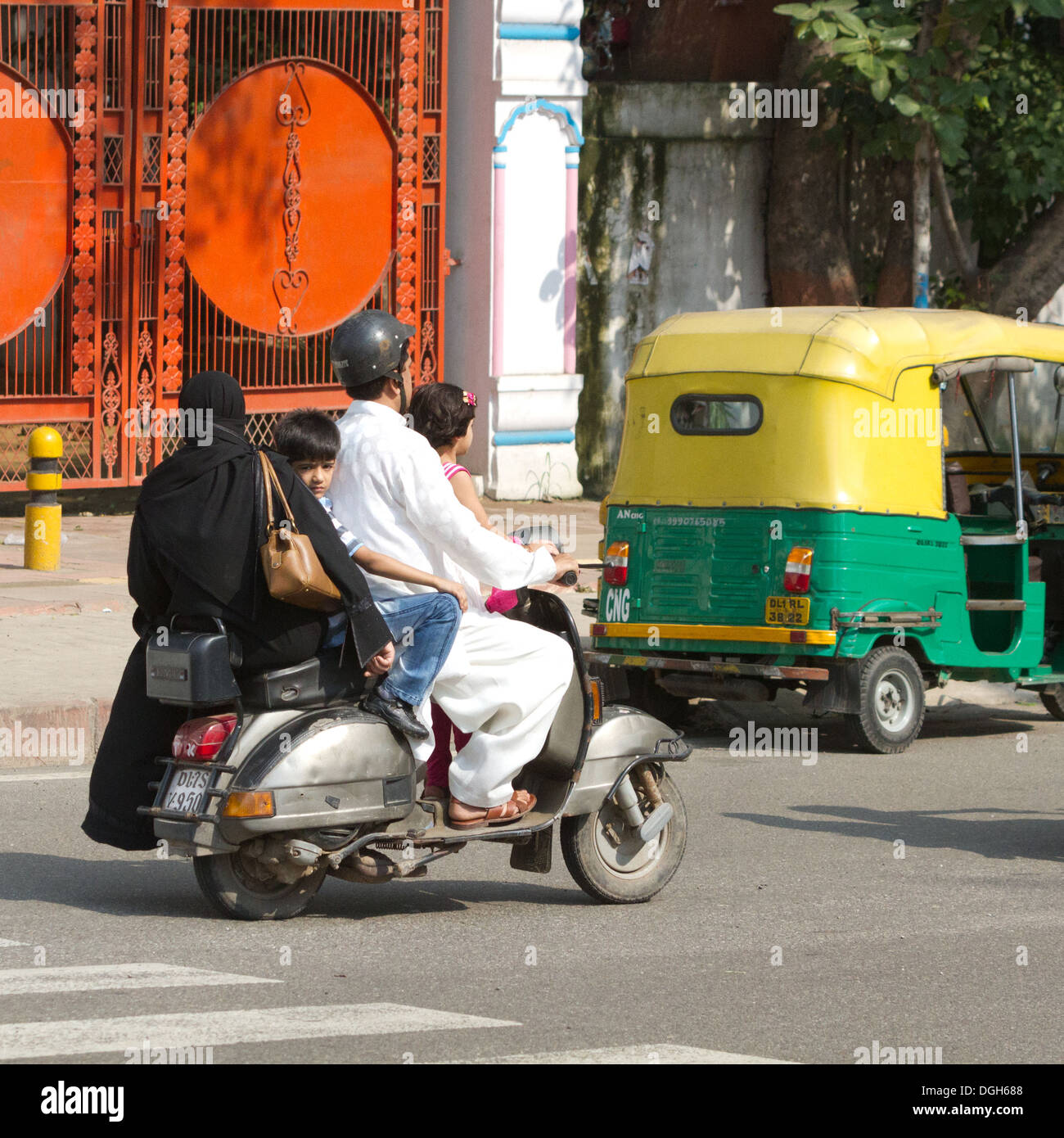 Motobike in india hi-res stock photography and images - Alamy