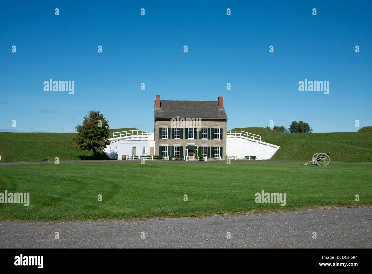 New York, Oswego. Historic Fort Ontario, military barracks Stock Photo ...