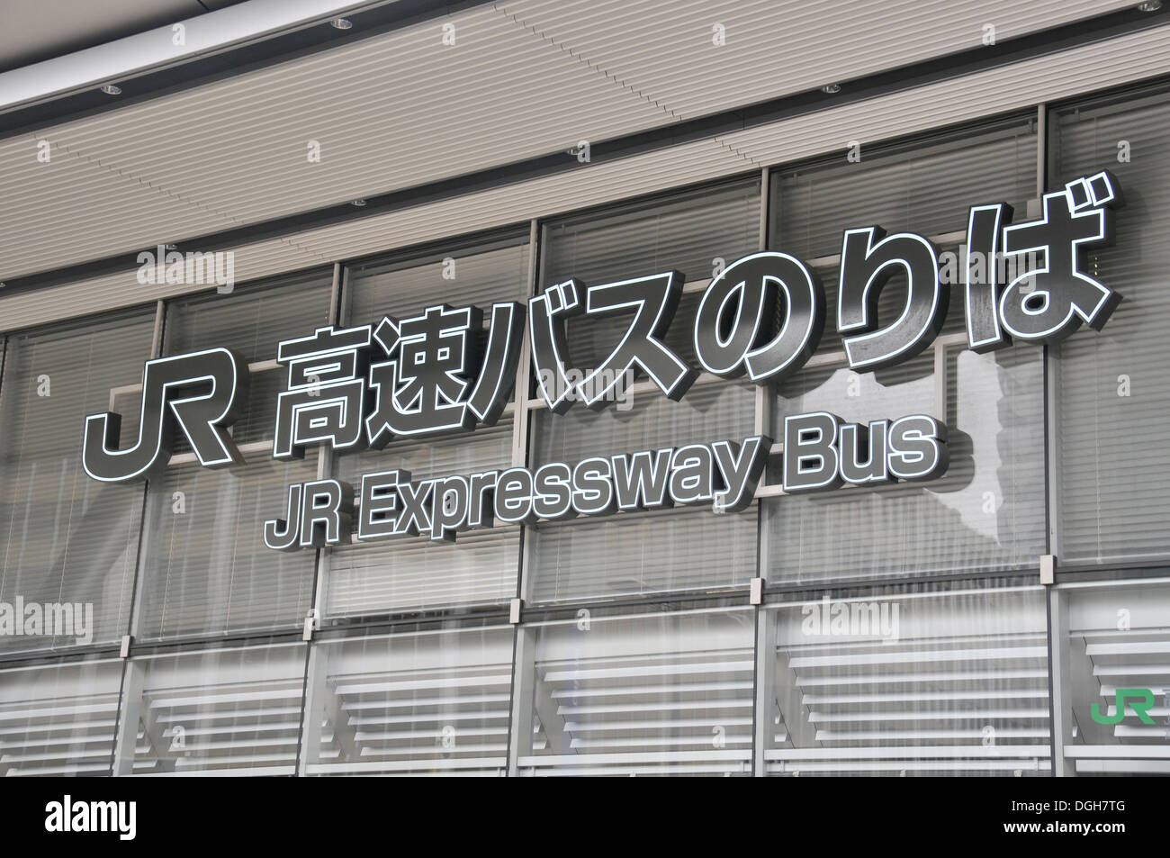 JR Expressway Bus, station Central, Tokyo, Japan Stock Photo - Alamy