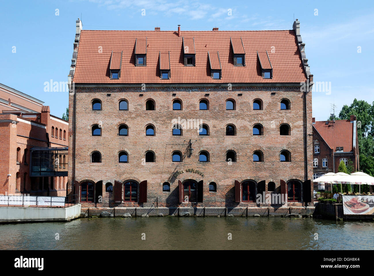Hotel Krolewski - Old storehouse on the Motlawa in Gdansk Stock Photo ...