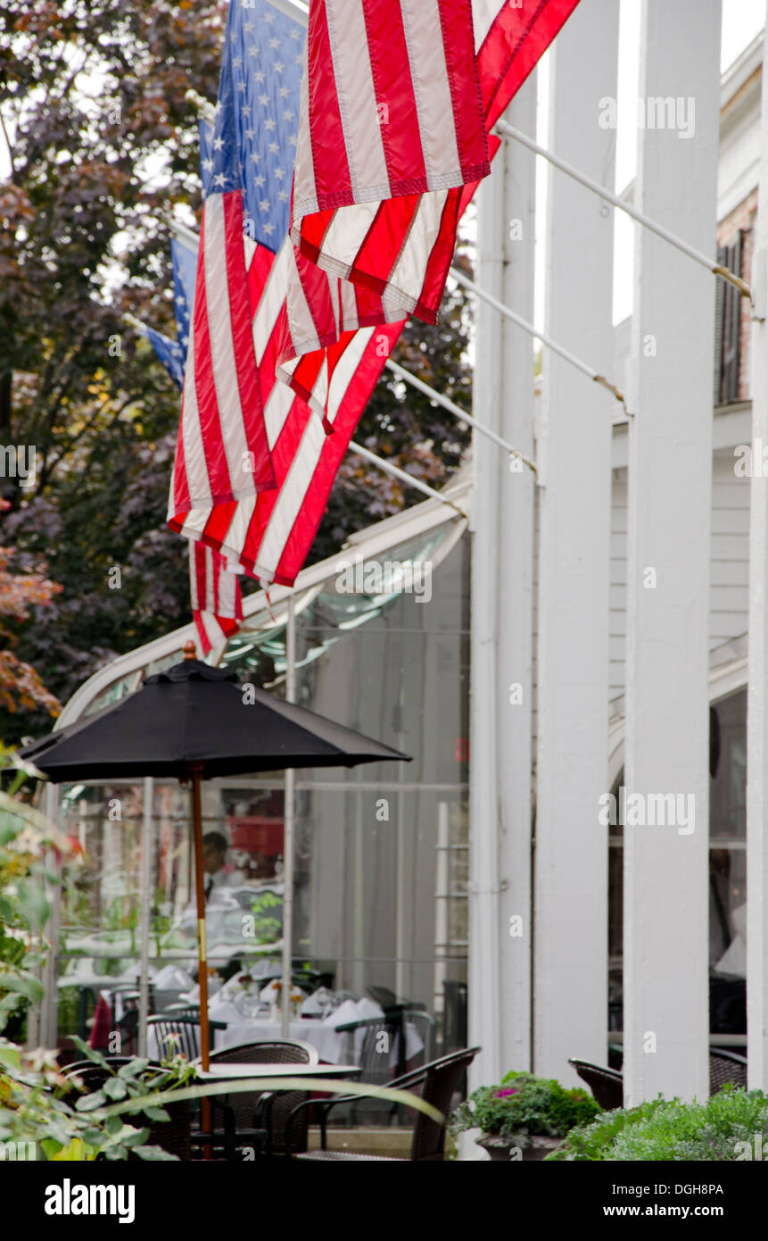 New York, Rhinebeck. Historic Beekman Arms Inn, the oldest inn in ...