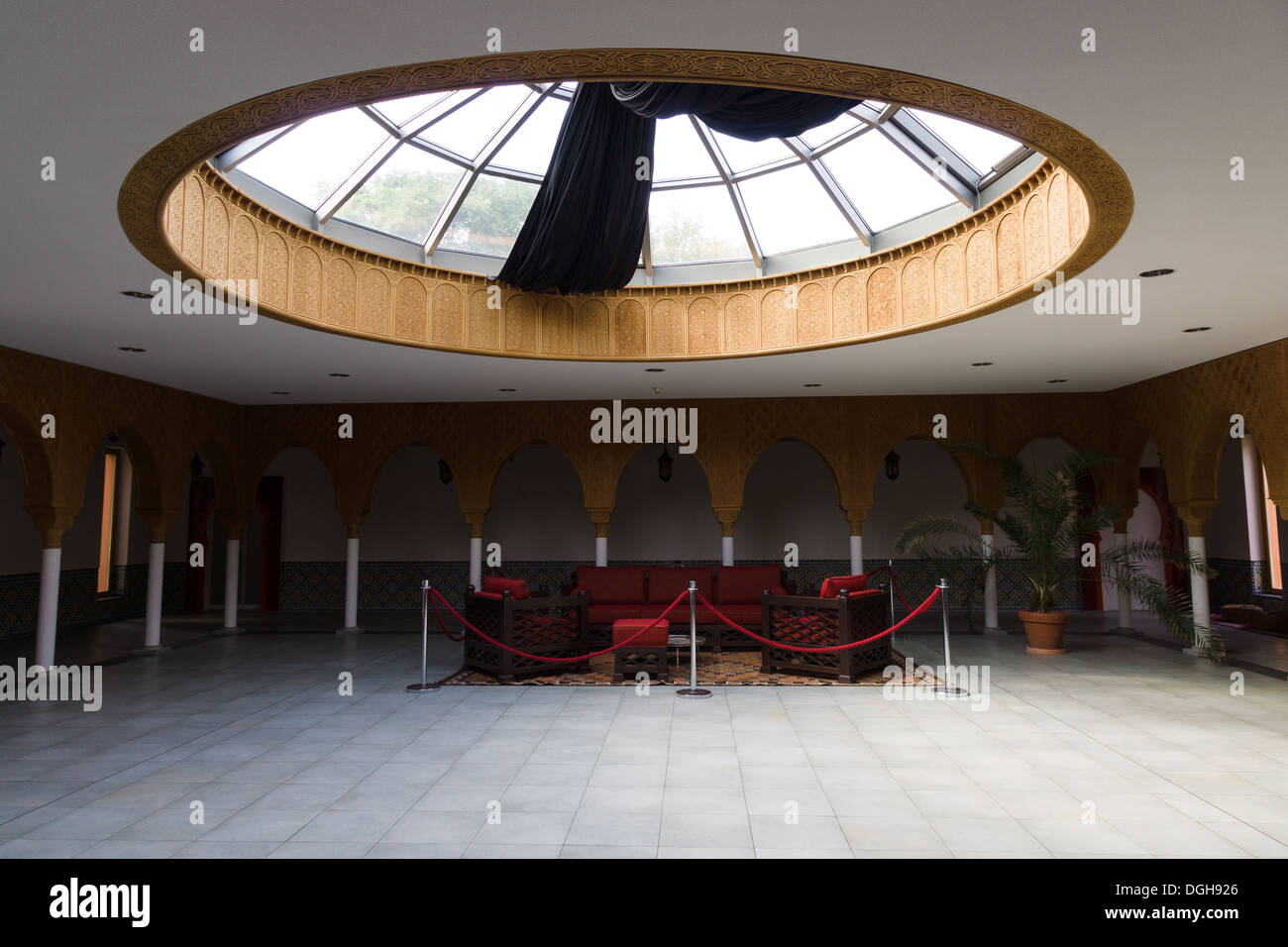 Interior hall in oriental style Stock Photo - Alamy