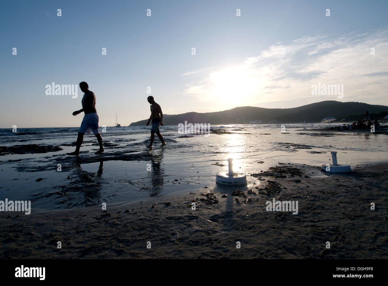 Beach party ibiza hi-res stock photography and images - Alamy