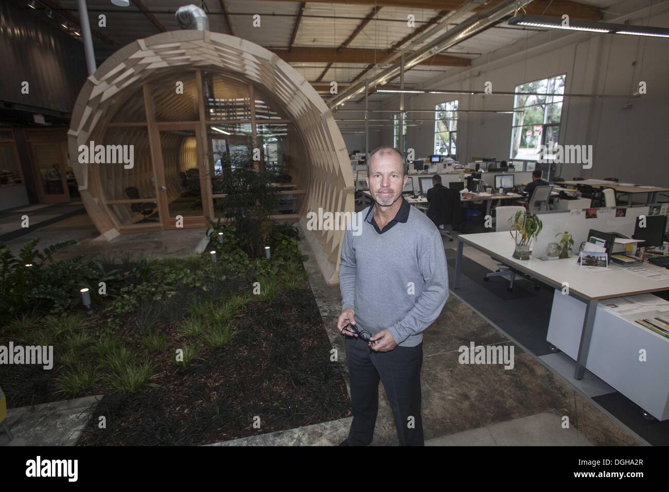 Los Angeles, California, USA. 3rd Jan, 2000. Jonathan Watts of ...