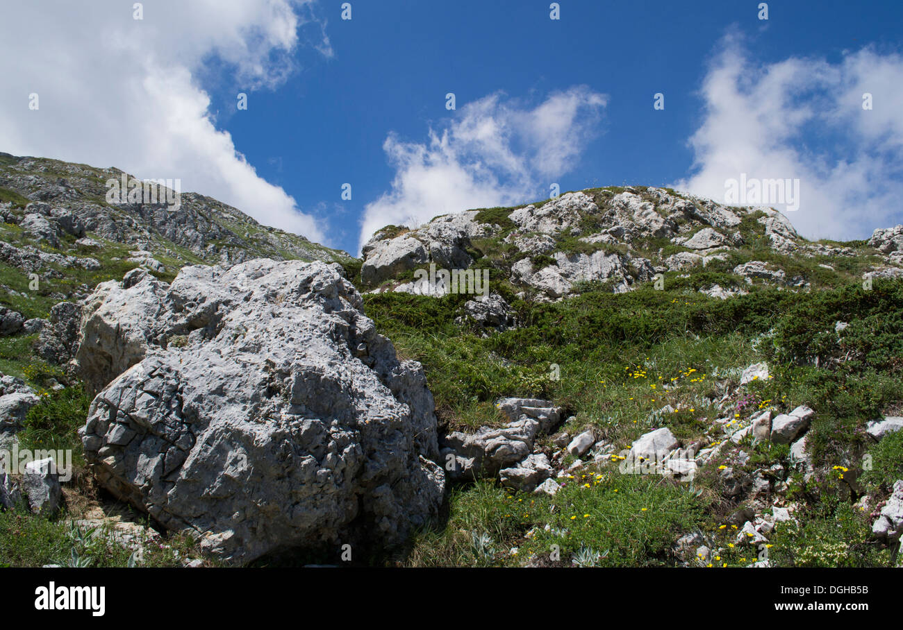 Magaro peak hi-res stock photography and images - Alamy