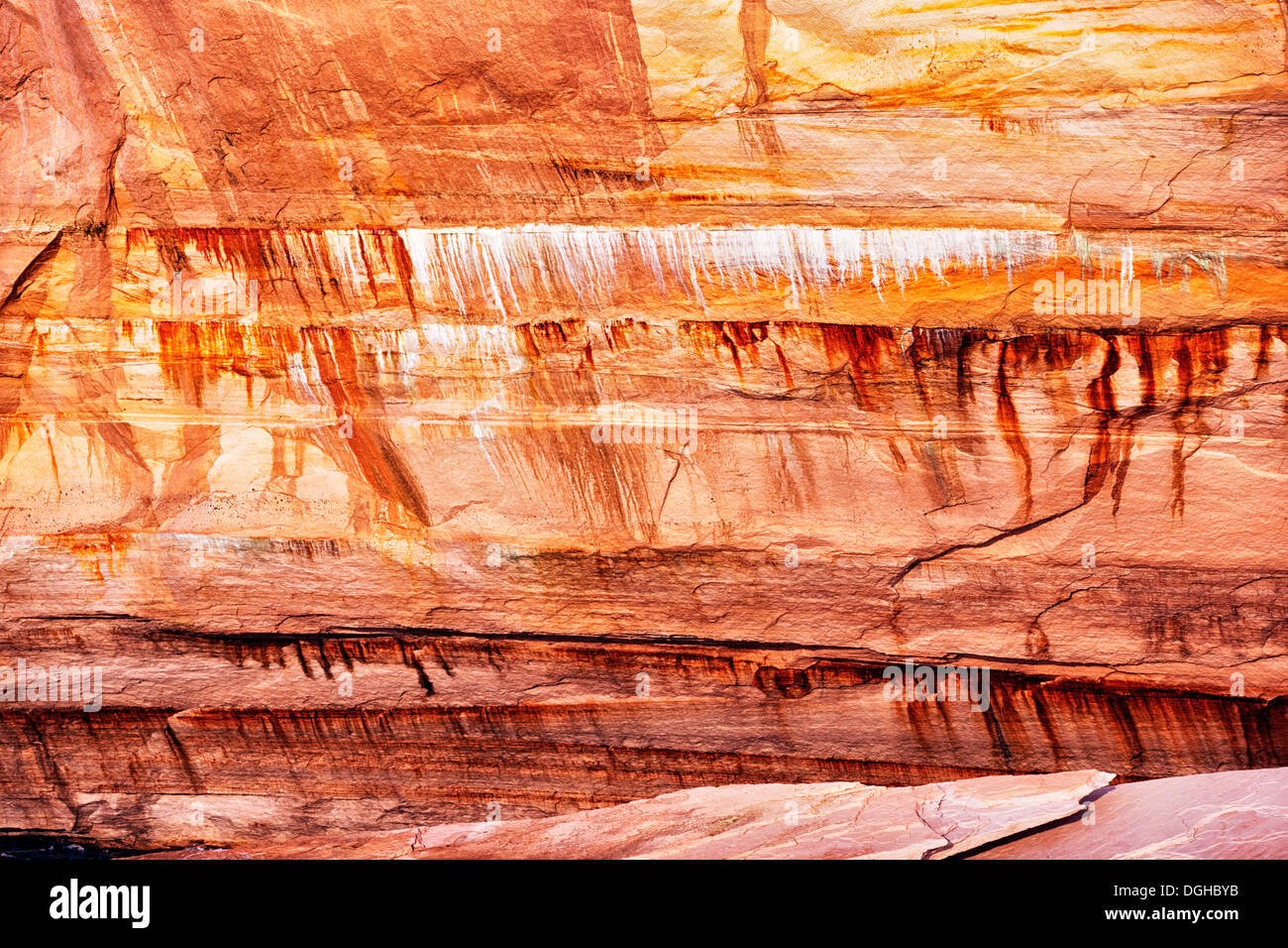 Spectacular colors in the sandstone cliffs at Pictured Rocks National ...