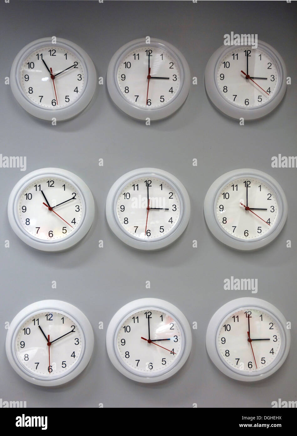 International dateline clock hi-res stock photography and images - Alamy