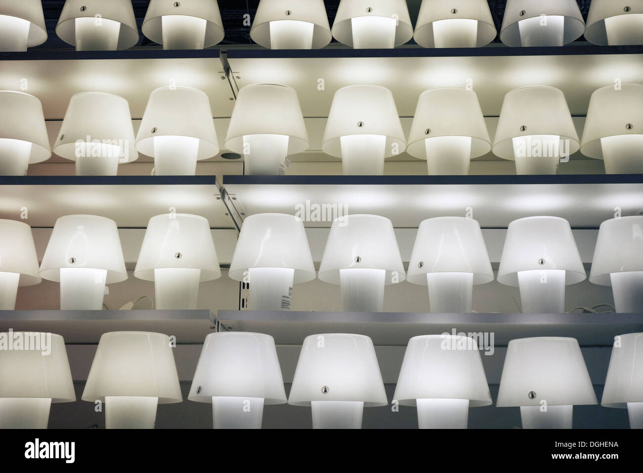 Fluorescent light fixtures hi-res stock photography and images - Alamy