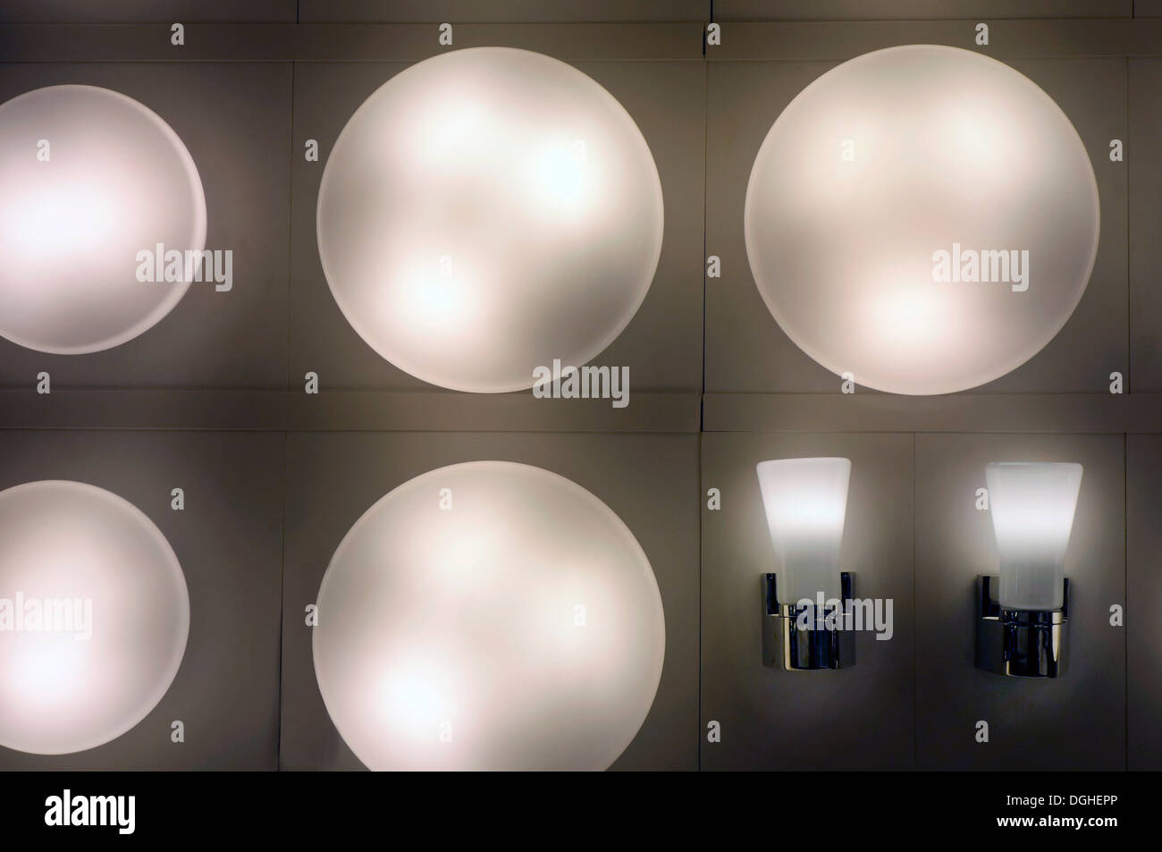 compact fluorescent lamps in store Stock Photo - Alamy
