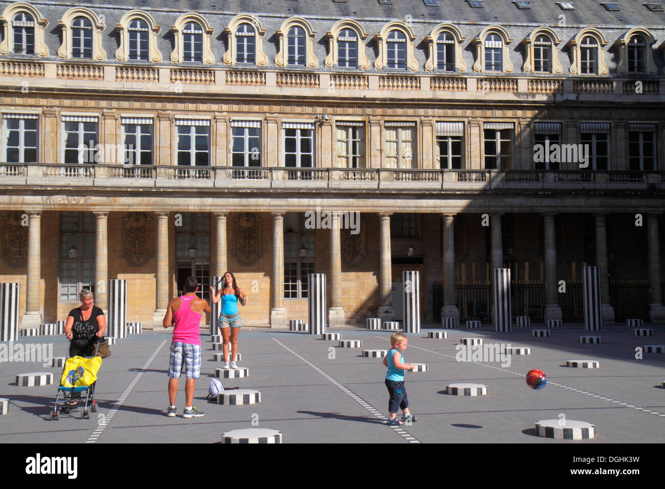 Paris France,Europe,French,1st arrondissement,Palacio Real de París ...