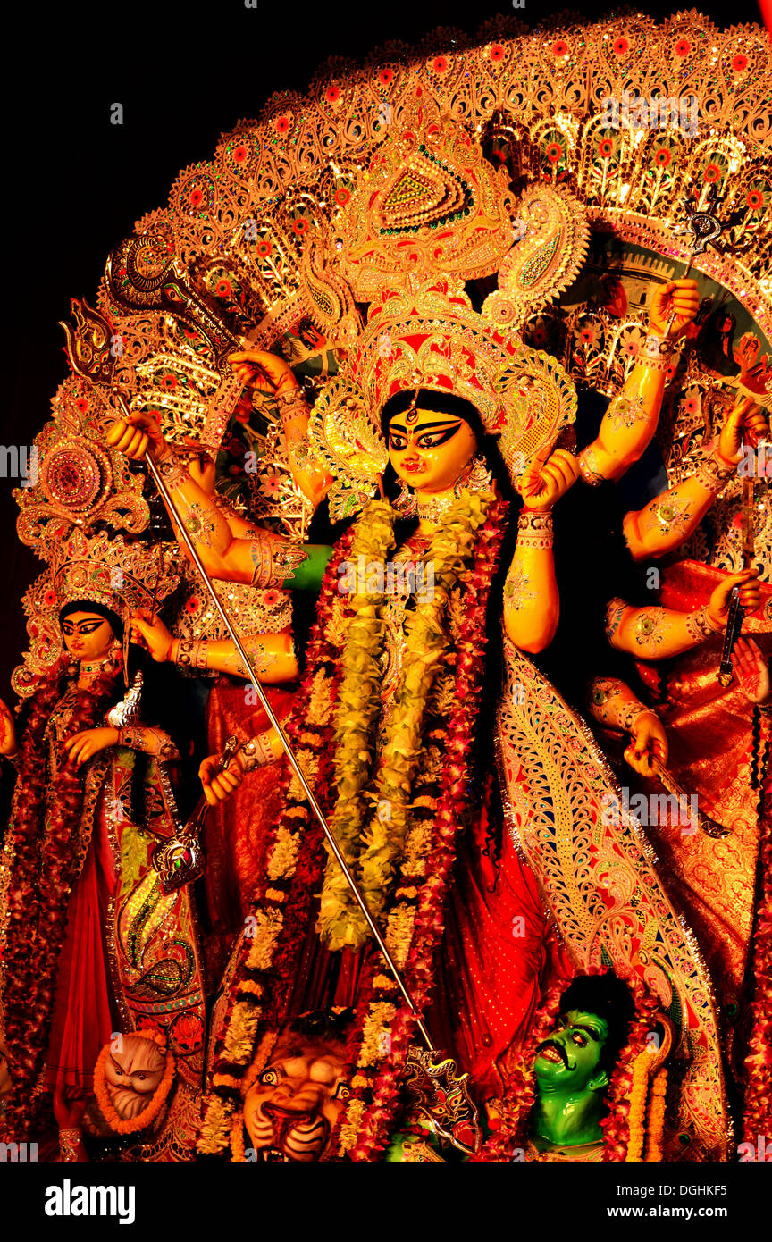 Goddess parvati hi-res stock photography and images - Alamy