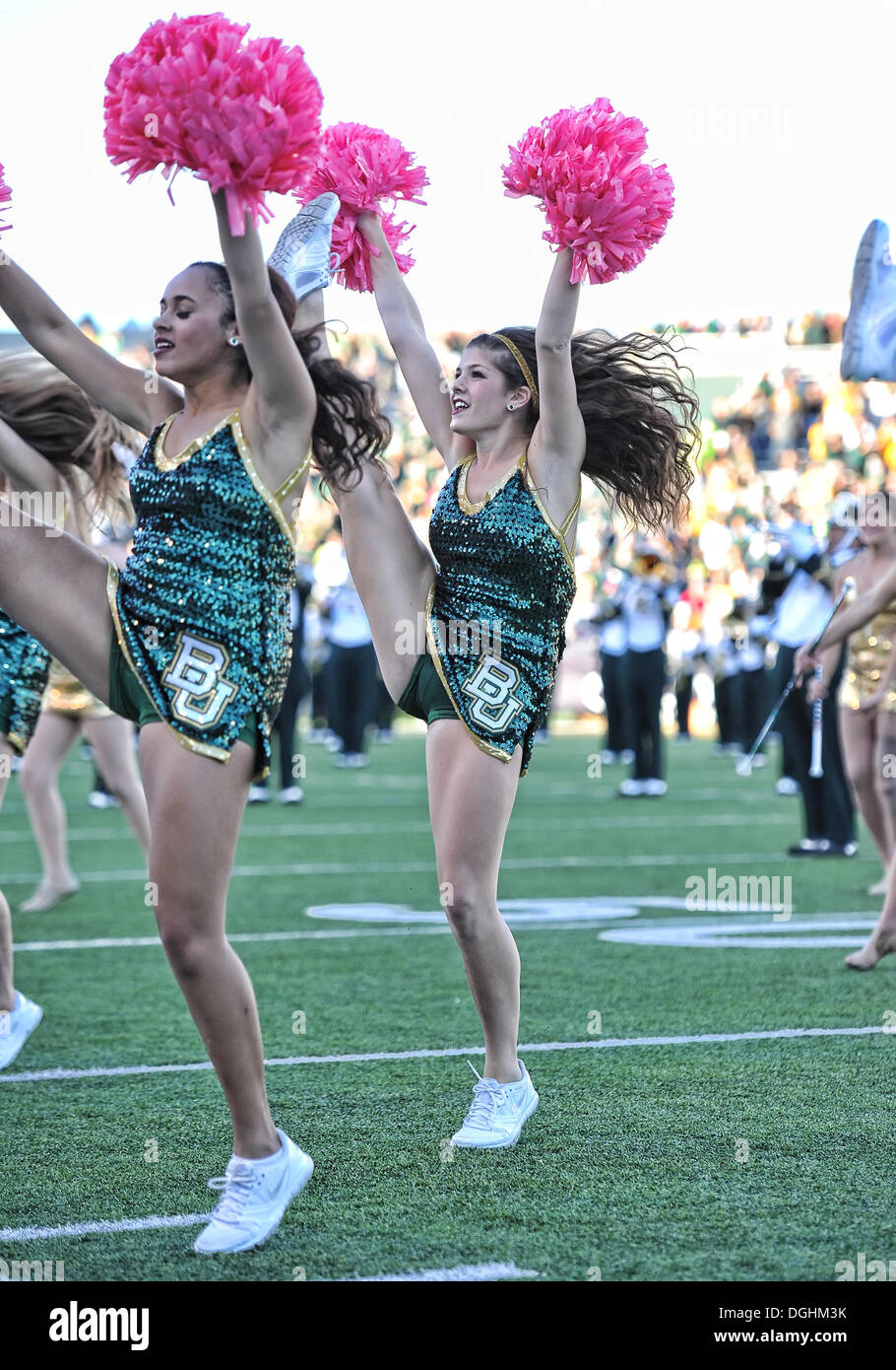 Baylor Bears Cheerleaders perform during an NCAA college football game ...