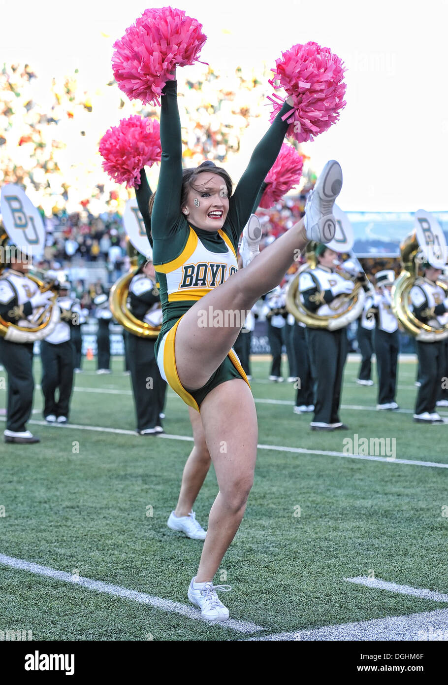 Baylor Bears Cheerleaders Perform During An Ncaa College Football Game