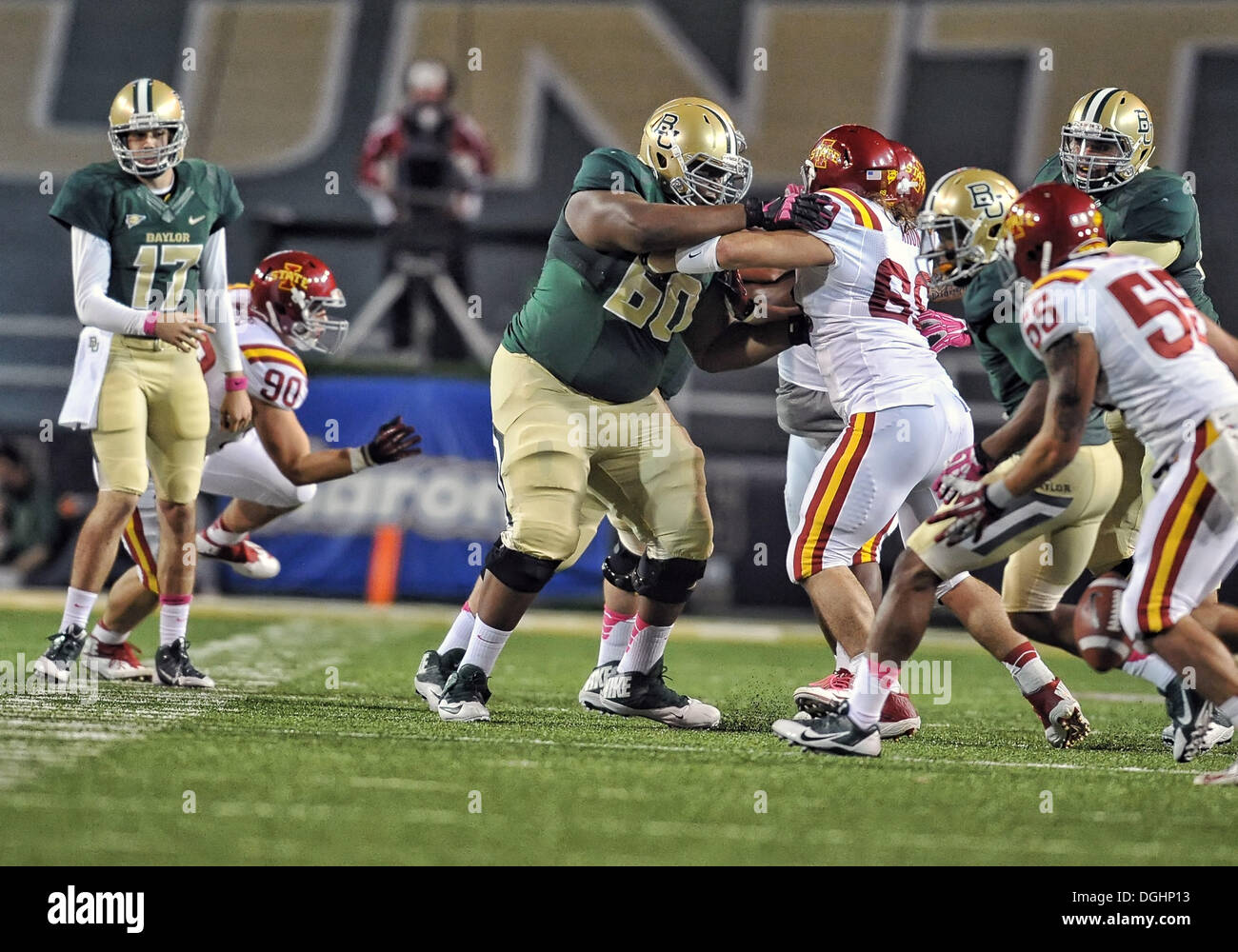 Baylor Bears offensive linesman LaQuan McGowan (60) in action.during an ...