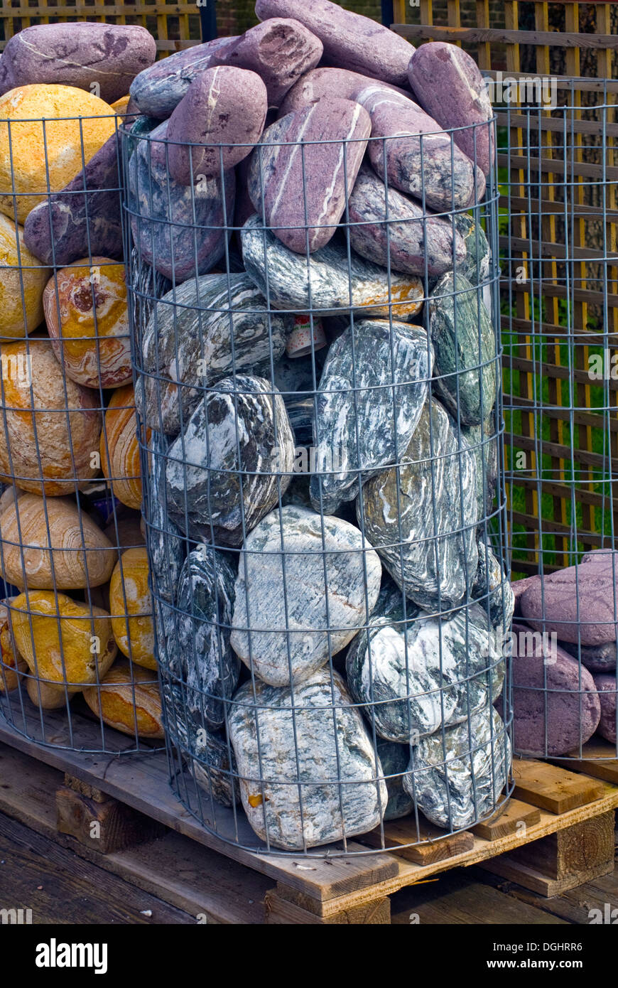 Pebbles art garden hi-res stock photography and images - Alamy