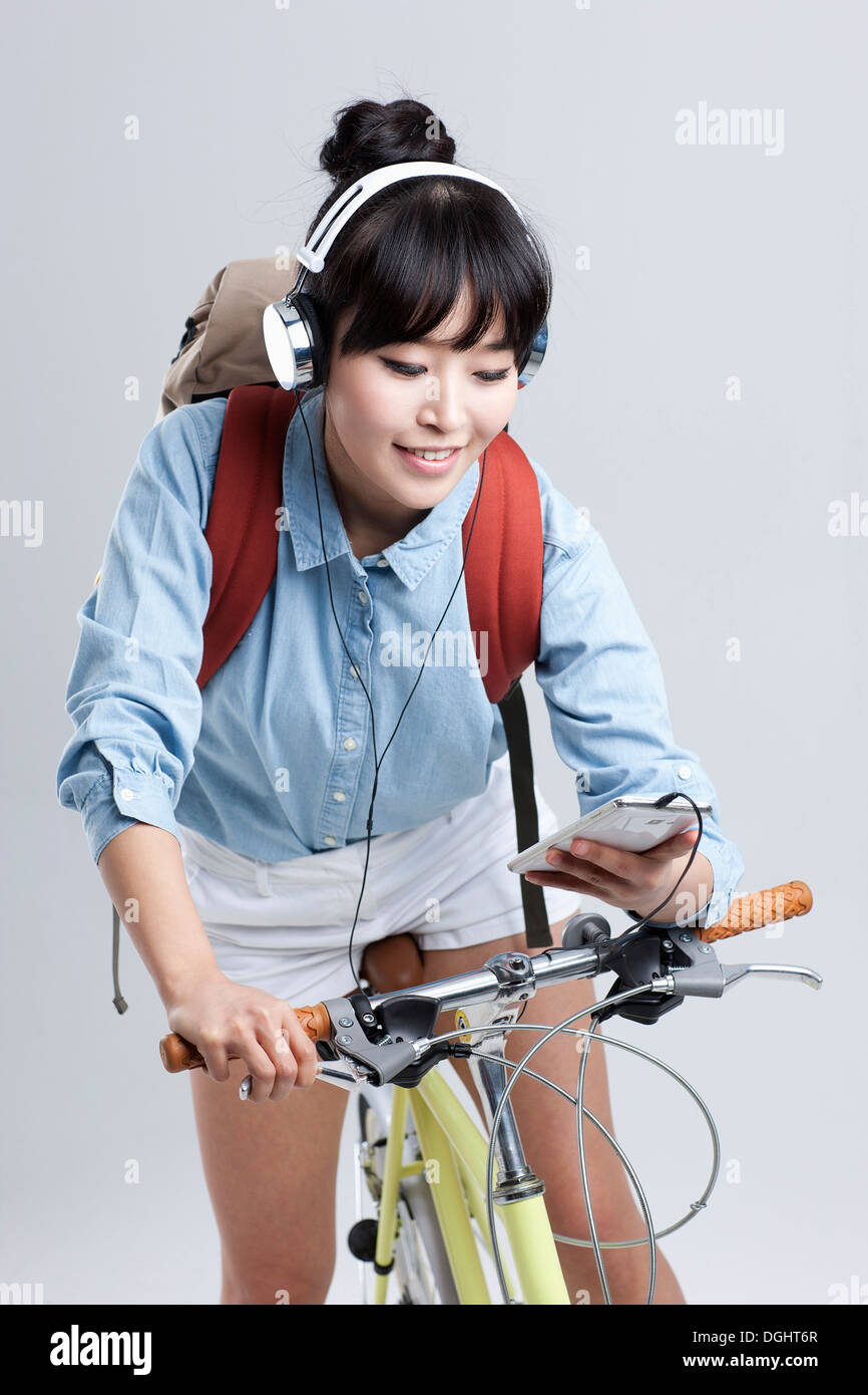 Listening facade hi-res stock photography and images - Alamy