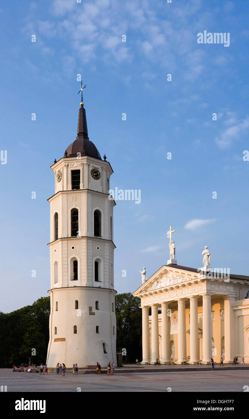 Vilnius cathedral hi-res stock photography and images - Alamy