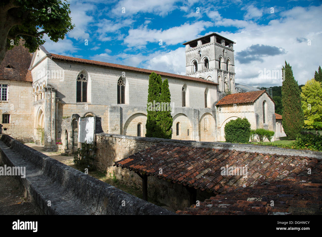 Abbaye de chancelade hi-res stock photography and images - Alamy