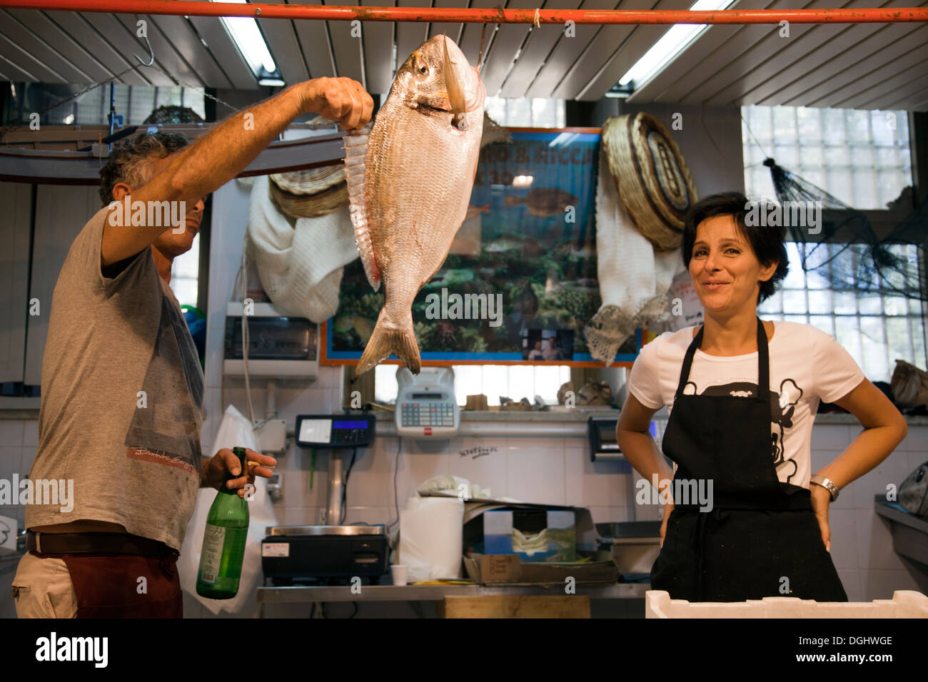 Sardinia fish market hi-res stock photography and images - Alamy