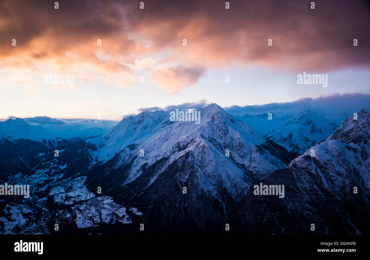 Alpine panorama from Venet mountain towards the west and Arlberg ...