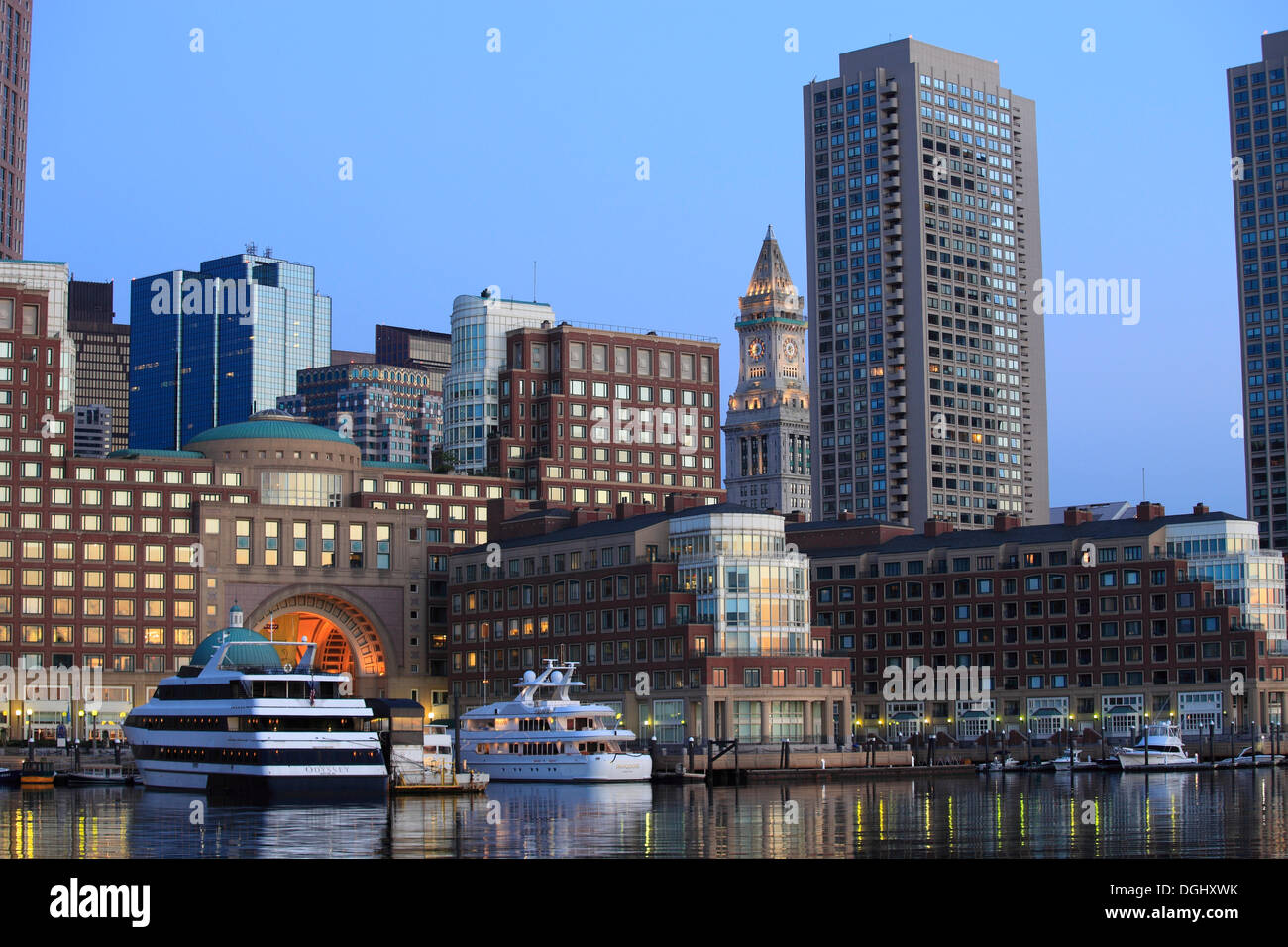 Rowes wharf architecture hi-res stock photography and images - Alamy