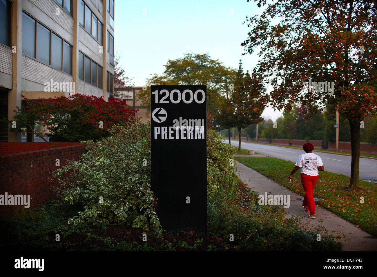 Nonprofit clinic hi-res stock photography and images - Alamy