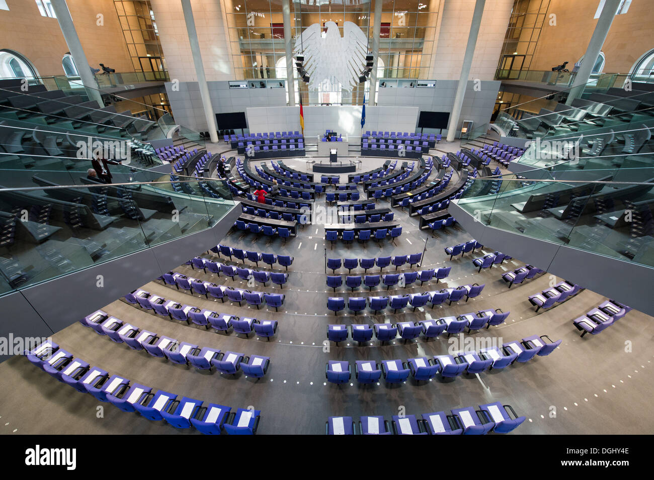 Berlin germany plenary hall german hi-res stock photography and images ...
