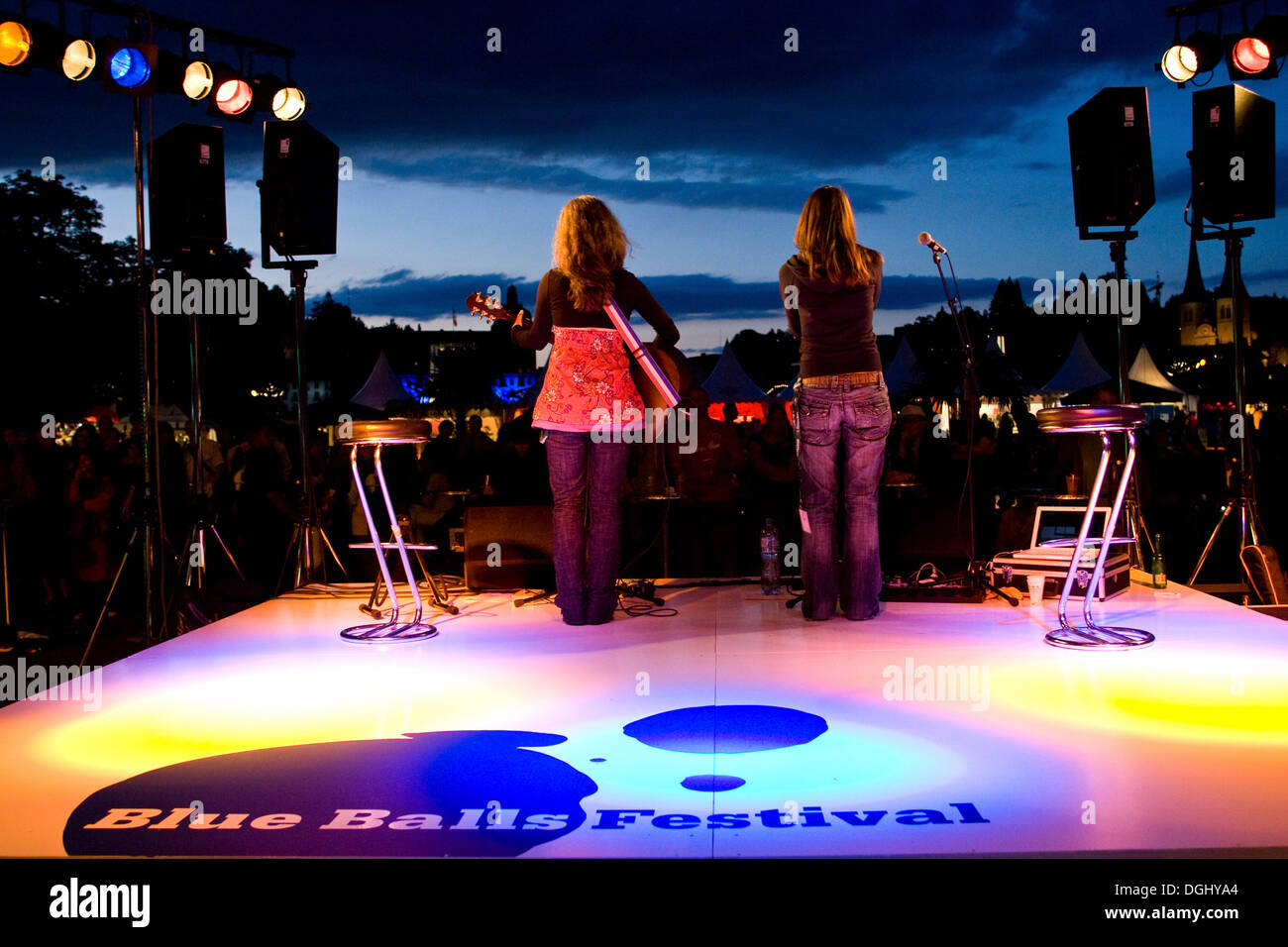 Mitian hi-res stock photography and images - Alamy