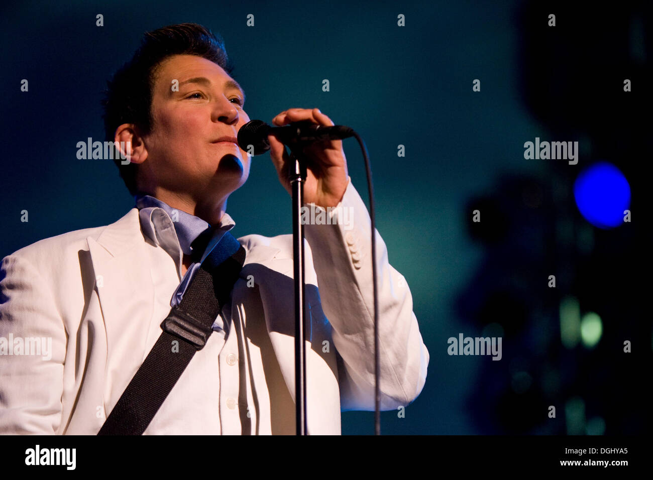 K d lang hi-res stock photography and images - Alamy
