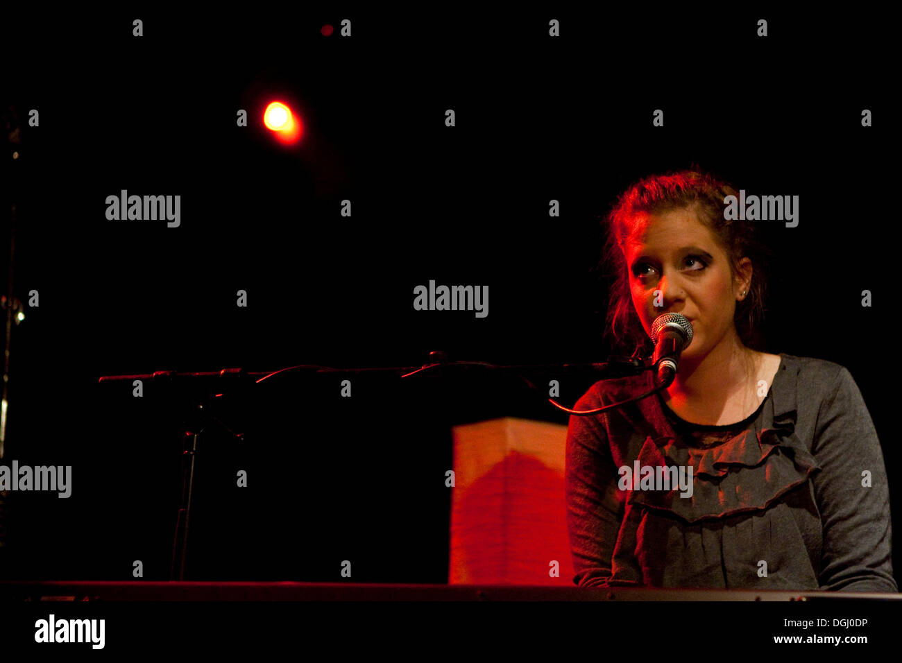 Swiss singer-songwriter Anna Aaron live in the Schueuer concert venue ...