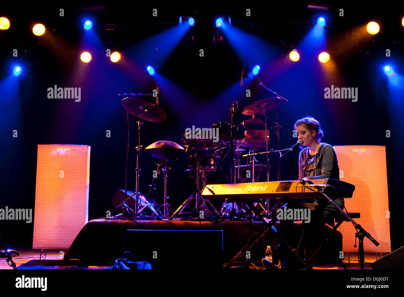 Swiss singer-songwriter Anna Aaron live in the Schueuer concert venue ...