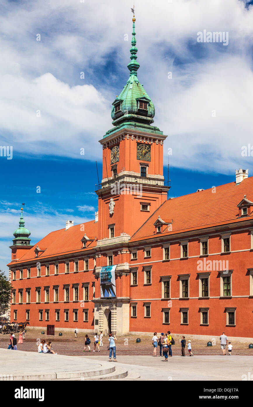 The Royal Castle in Castle Square in Warsaw Stock Photo - Alamy