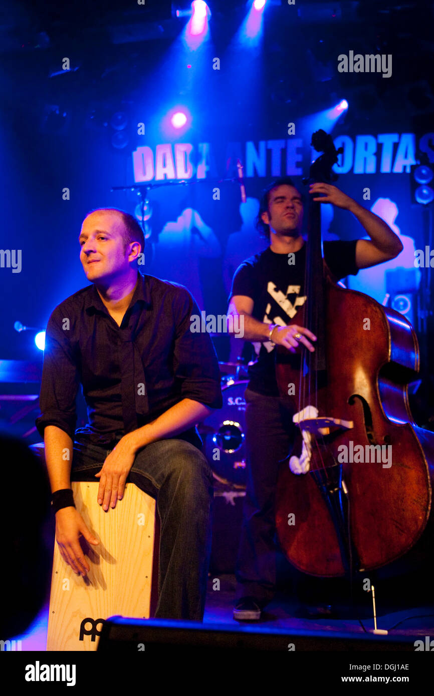 The Swiss pop and rock band Dada ante portas live at the Schueuer venue ...