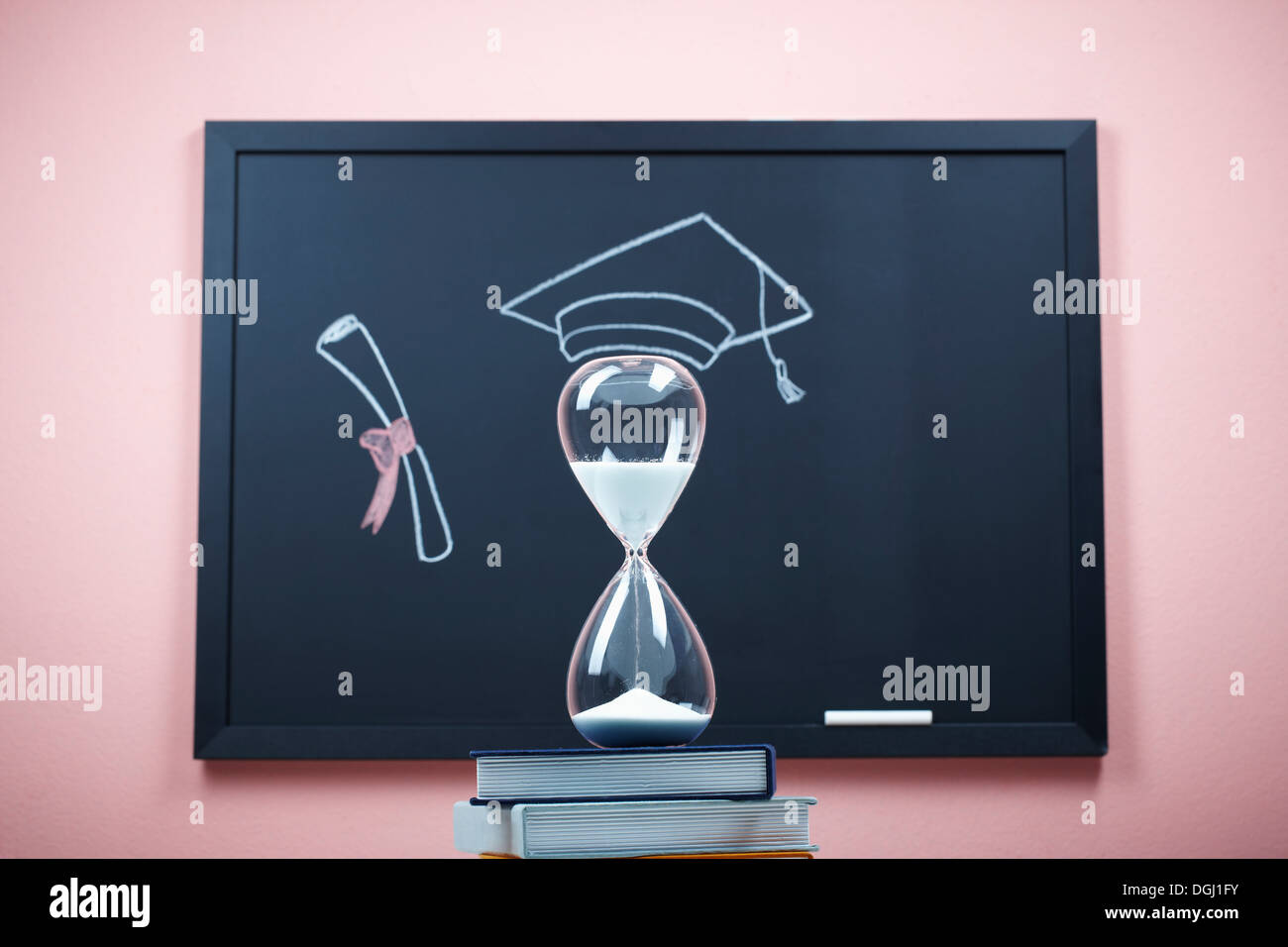 Still life drawing board hi-res stock photography and images - Alamy