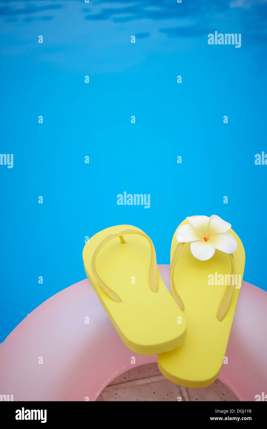 Yellow tube in pool hi-res stock photography and images - Alamy