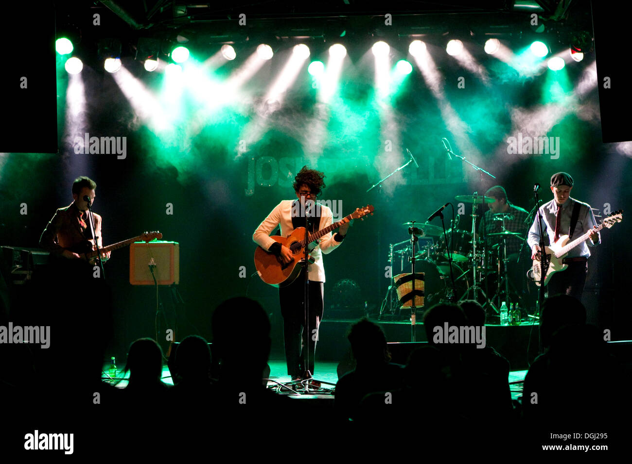 Josh weller hi-res stock photography and images - Alamy