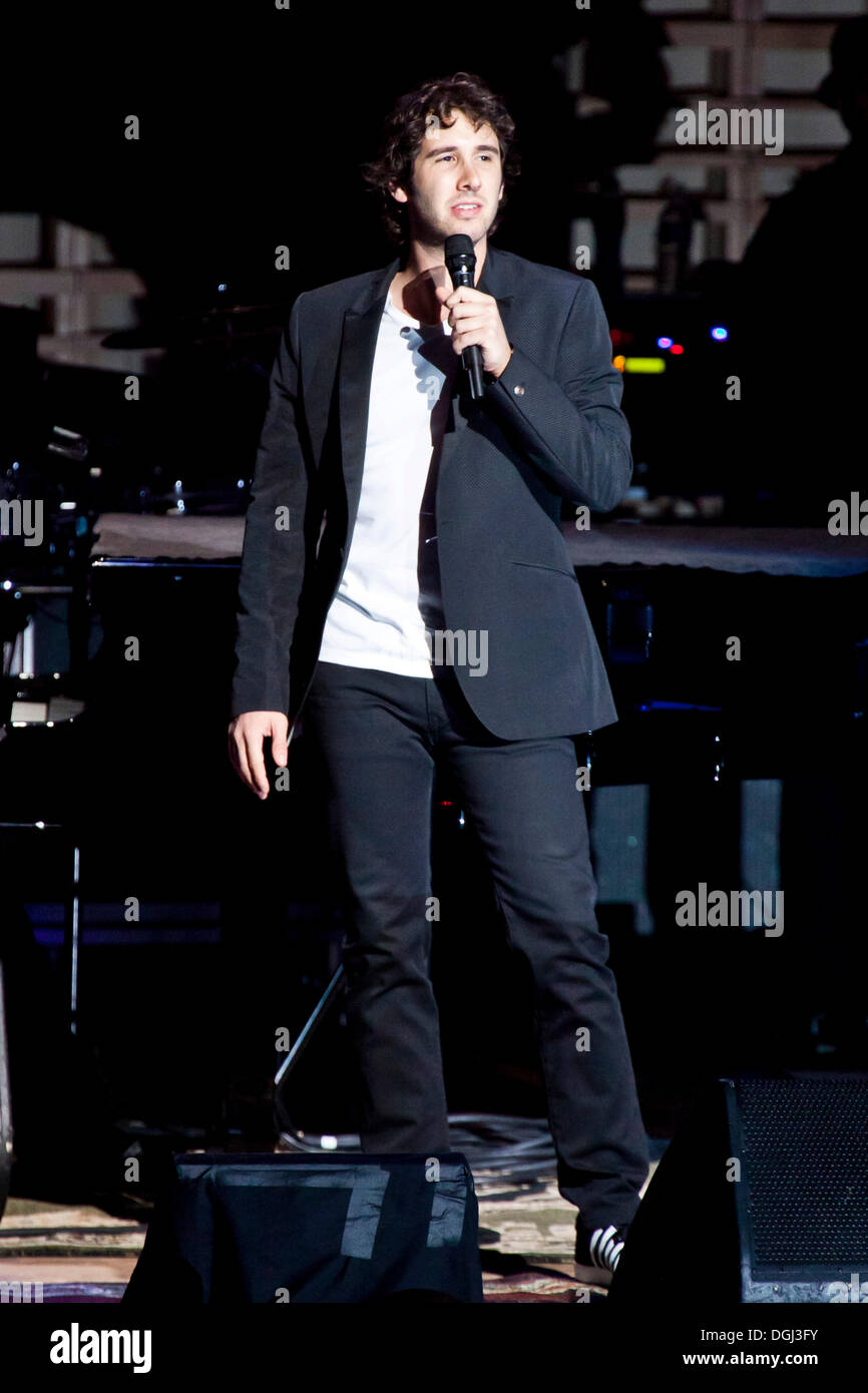 Josh Groban In Concert