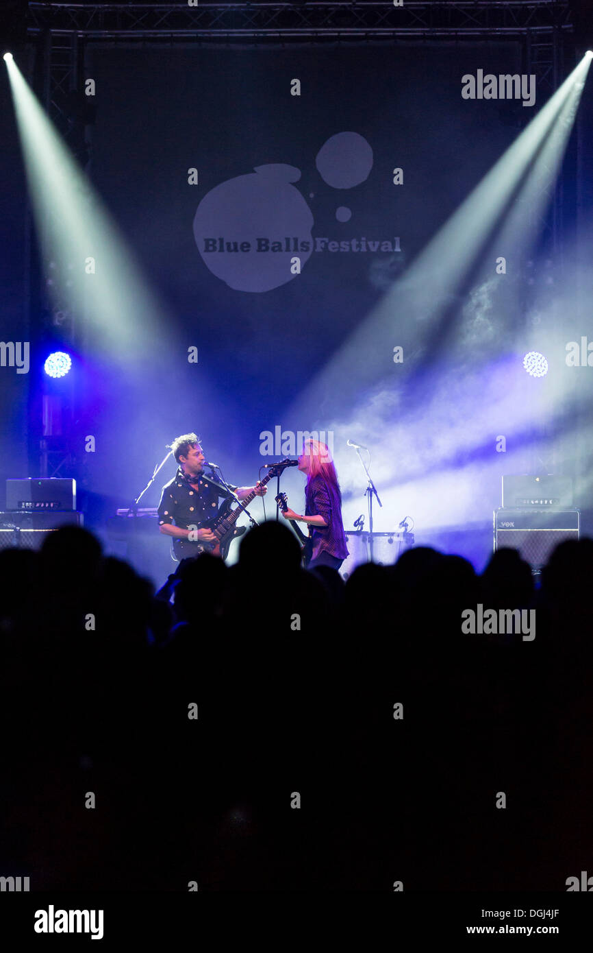 Anglo american rock band hi-res stock photography and images - Alamy