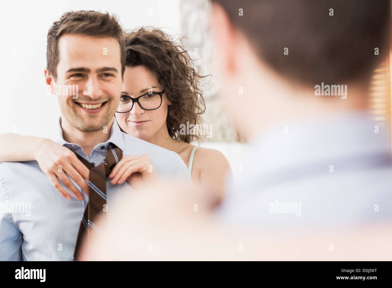 Helping h hi-res stock photography and images - Alamy