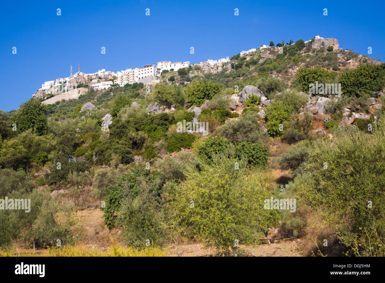 View of the mountain top Moorish village of Comares, Malaga province ...