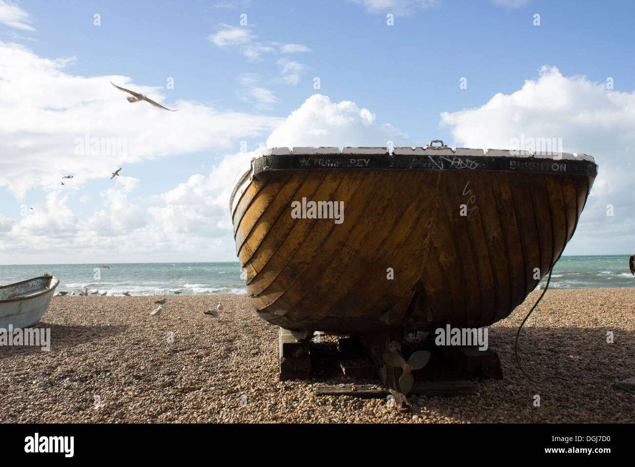 Boat out of water hi-res stock photography and images - Alamy