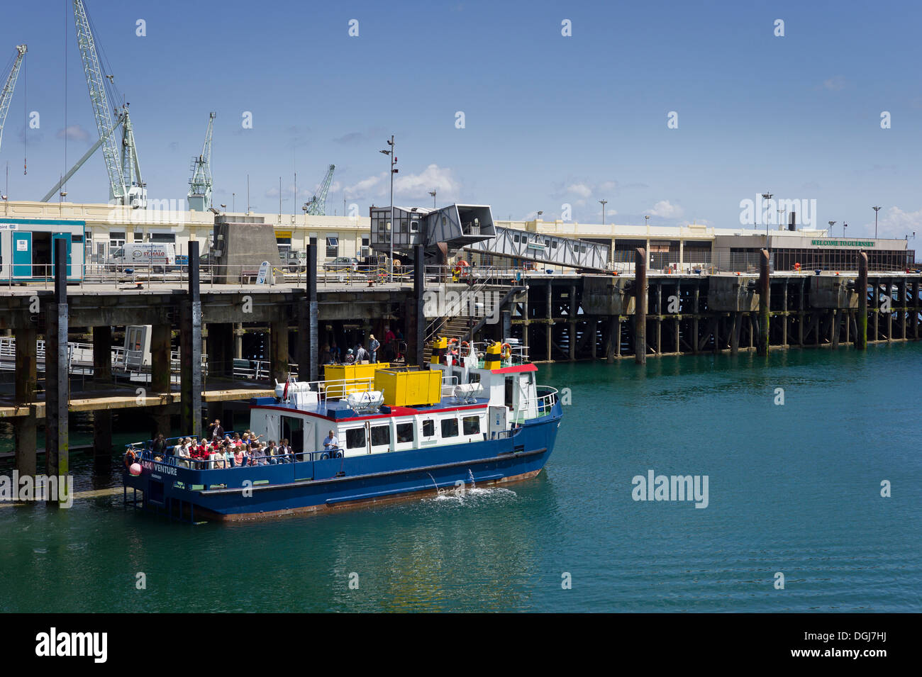 Small ferry hi-res stock photography and images - Alamy