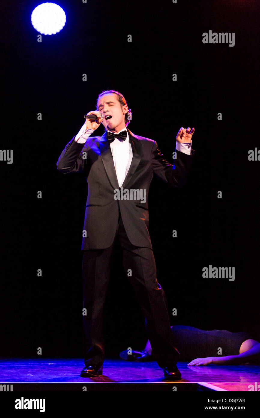 Billy flynn hi-res stock photography and images - Alamy