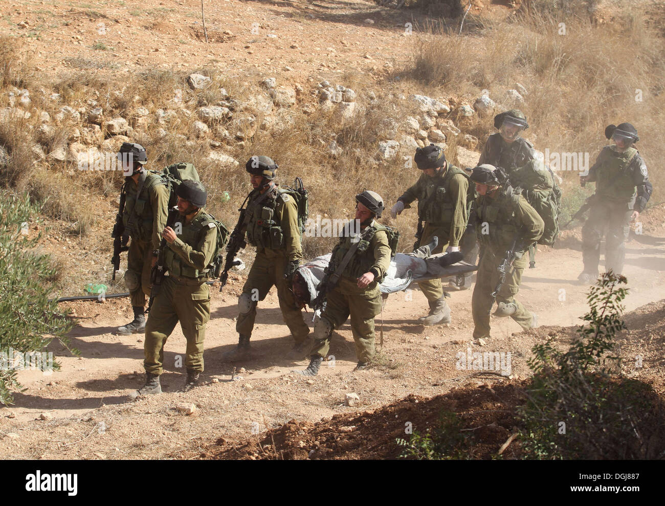 Ramallah, West Bank, Palestinian Territory, . 22nd Oct, 2013. Israeli ...