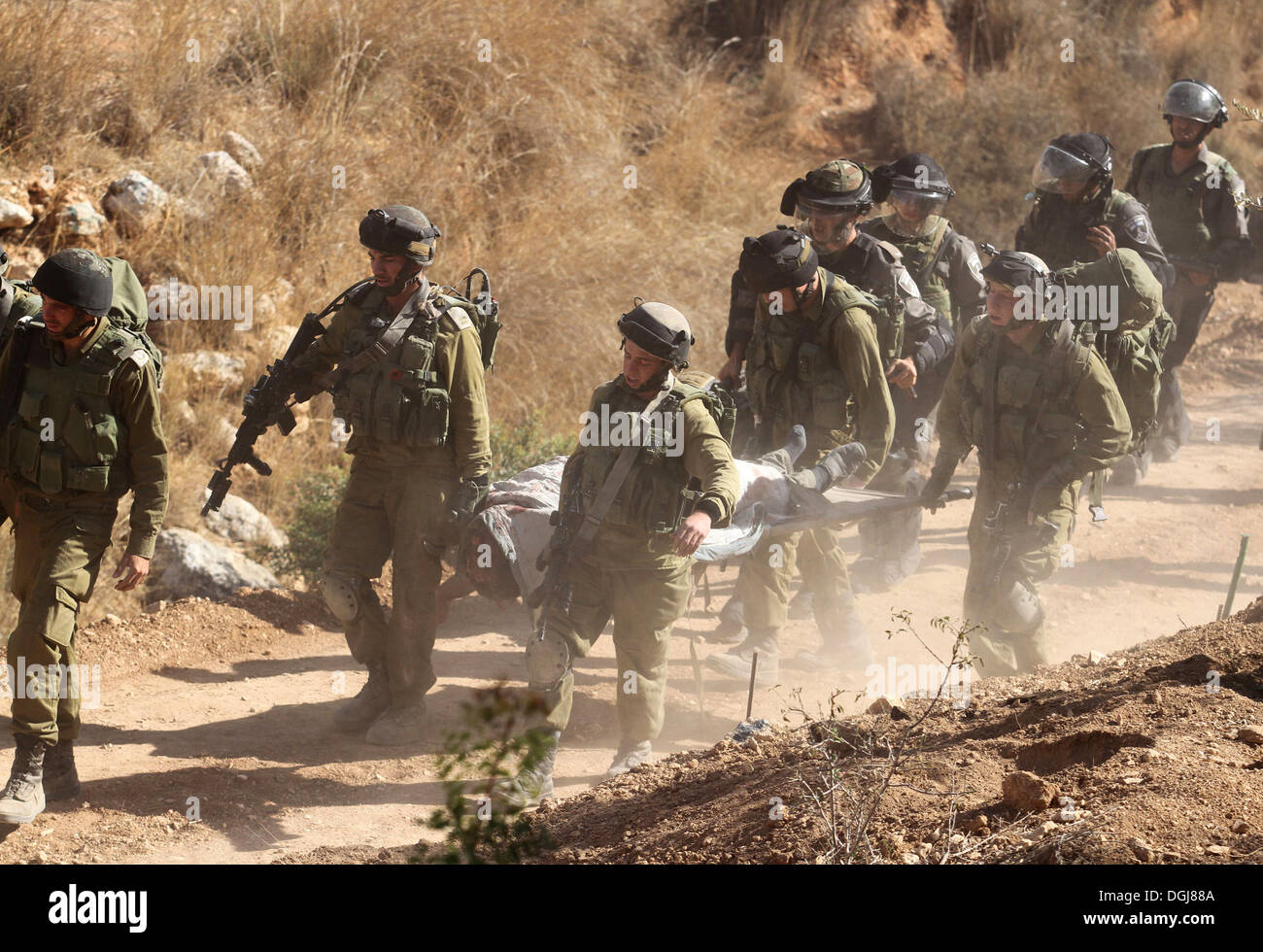Ramallah, West Bank, Palestinian Territory, . 22nd Oct, 2013. Israeli ...