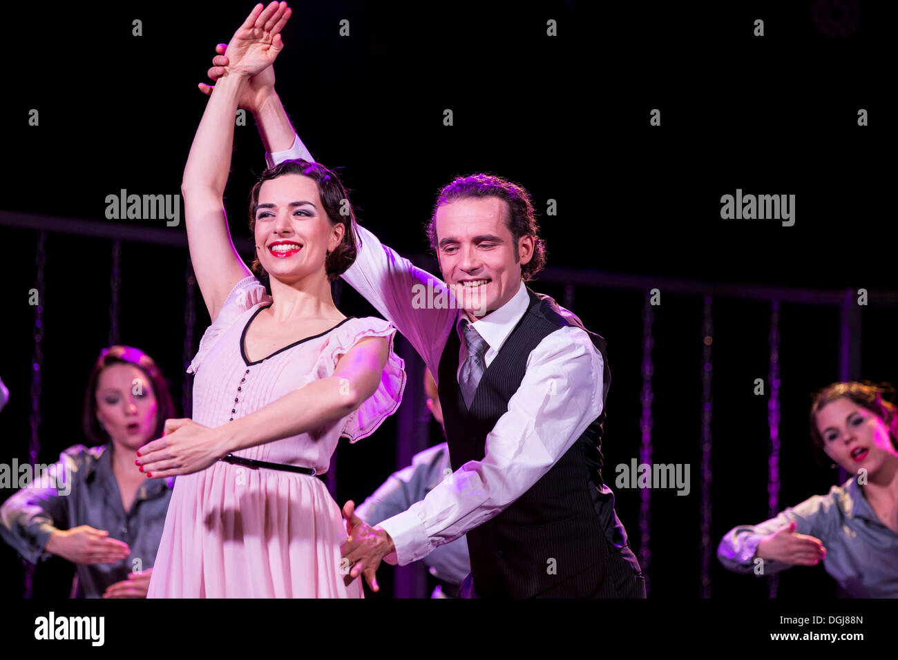 The musical Chicago with Annette Krossa as Roxie Hart and Aris Sas as ...