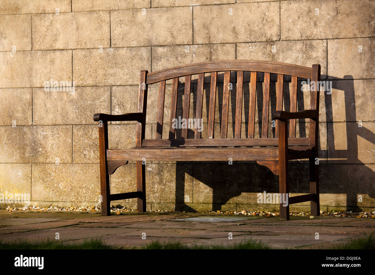 Old Wooden Park Bench Stock Photo - Alamy